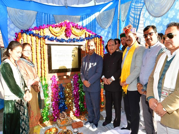 Himachal CM lays foundation stone for 1 MW solar power project at Dhanwas