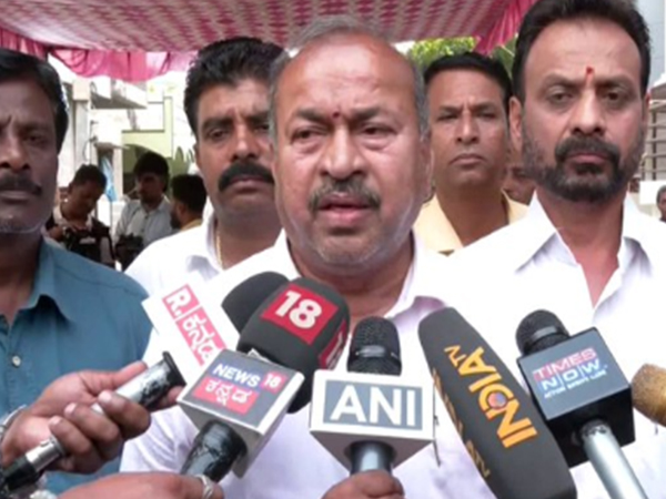 Karnataka: Union Minister Pralhad Joshi to attend last rites of ...