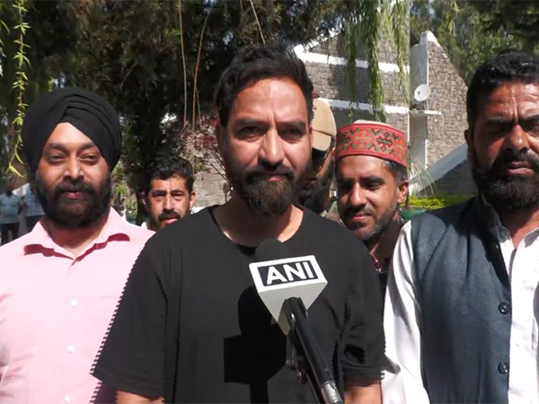 J-K: AAP MLA Mehraj Malik visits Poonch, meets victims of Pakistani ...