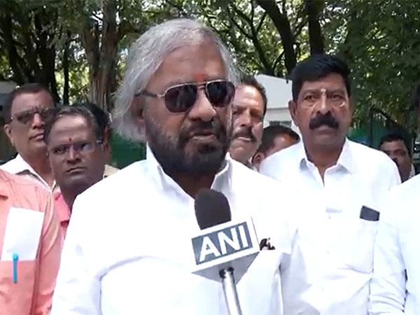 Karnataka Minister Eshwar Khandre confident of RCB victory ahead of IPL ...