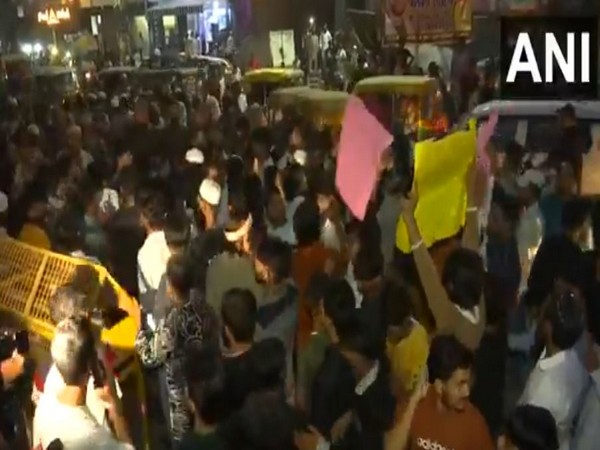 Rape-death of minor girl: Dayalpur residents protest, demanding swift ...