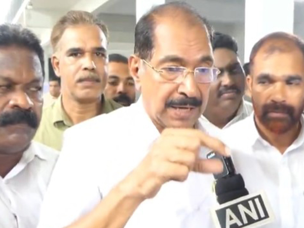 Kerala: Shafi Parambil "deliberately insulted" by police during ...