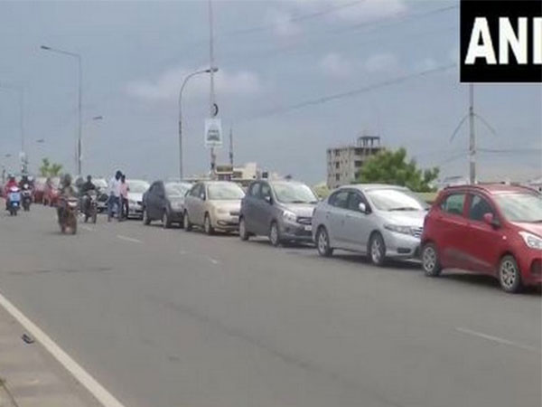 Tamil Nadu: Crack develops on Hosur flyover, traffic diverted on ...