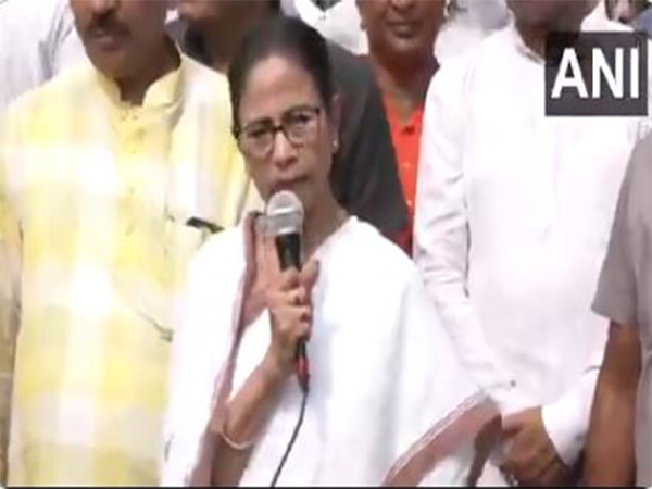 Bengal CM Mamata Banerjee visits Lord Jagannath temple in Digha