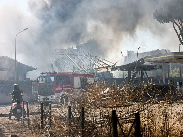 Italy: 21 injured in petrol station explosion in Rome, triggers fires ...