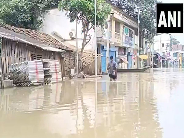 West Bengal: 2 dead in severe flooding caused by heavy rainfall in Paschim Medinipur