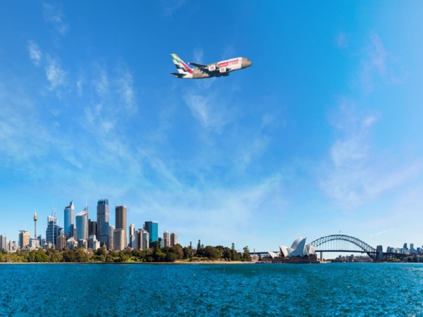 Emirates courier express expands to Australia