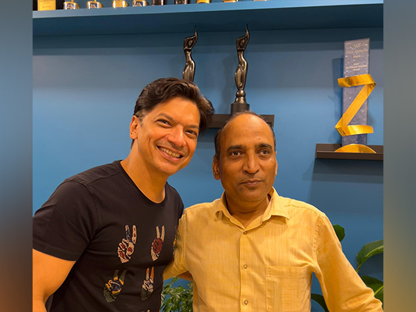 Shaan, Faaiz Anwar create 90s magic with 'Mujh Pe Hua Hai Jo Karam'