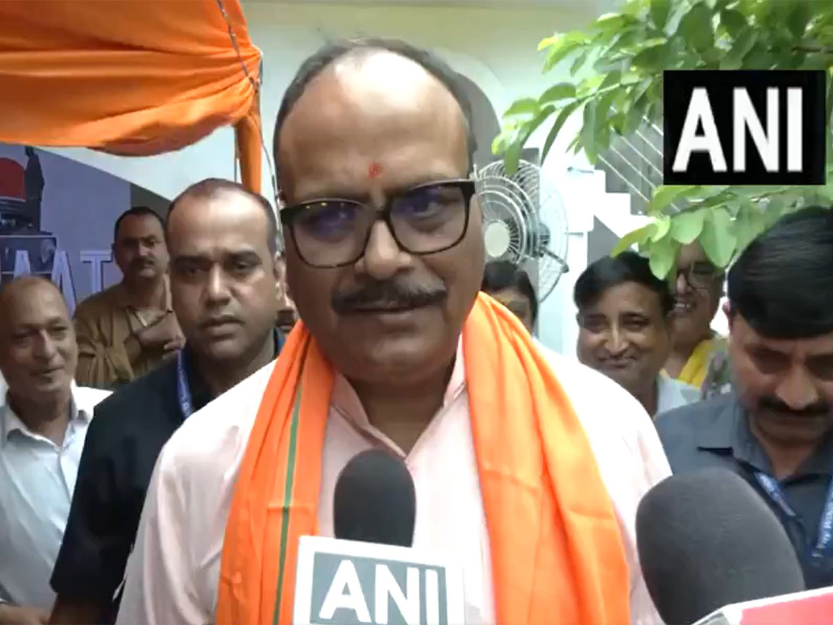 PM's 'Mann Ki Baat' provides wonderful inspiration, says UP Deputy CM ...