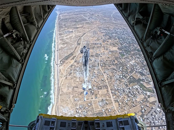 UAE, Jordan lead airdrop operation of humanitarian aid in Gaza ...