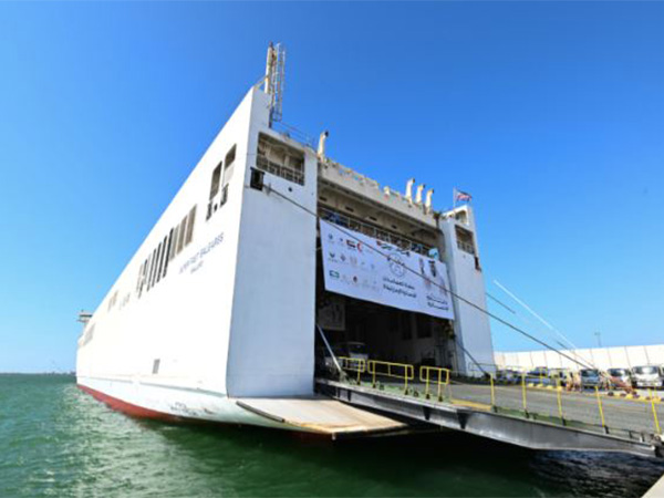 UAE aid ship 'Khalifa' arrives in Al Arish Port