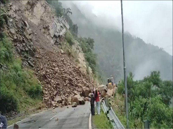Heavy rainfall causes road damage on NH-34 in Uttarakhand