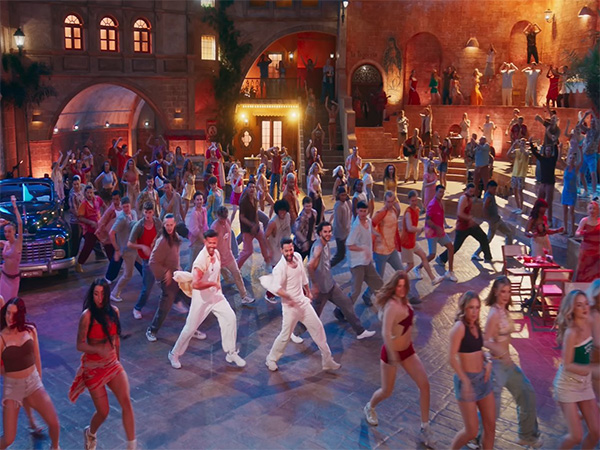 Hrithik Roshan, Jr NTR rule dance floor in 'War 2' song 'Janaab-e-Aali' teaser