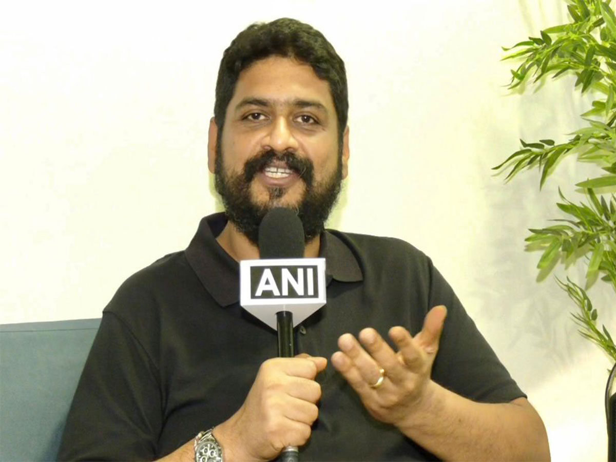 Om Raut shares his experience working with Manoj Bajpayee in 'Inspector ...