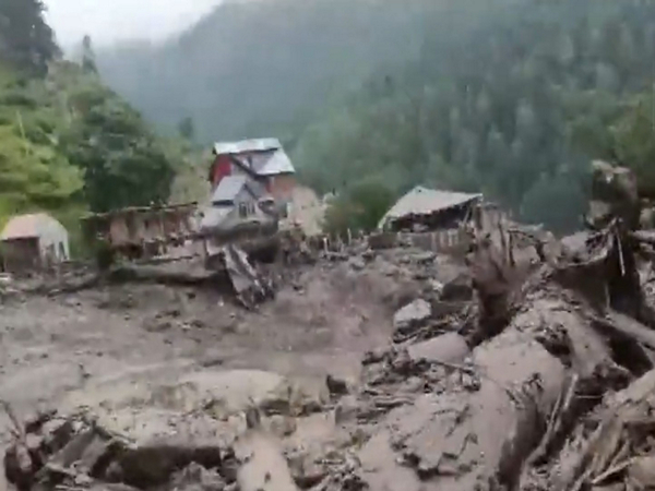 32 killed as massive cloudburst triggers flash flood in J-K's Kishtwar