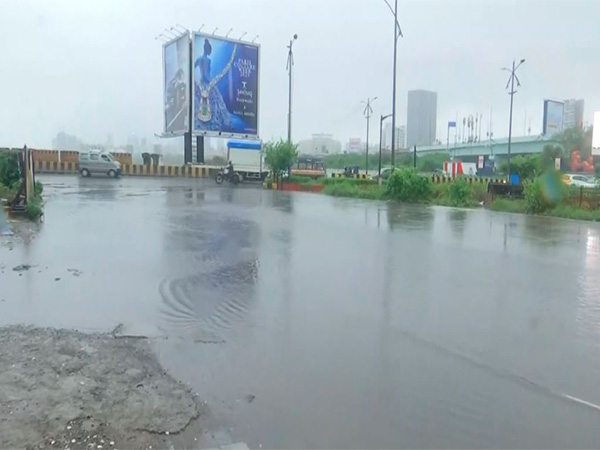 Maharashtra: Waterlogging in parts of Mumbai, Thane amid heavy rainfall