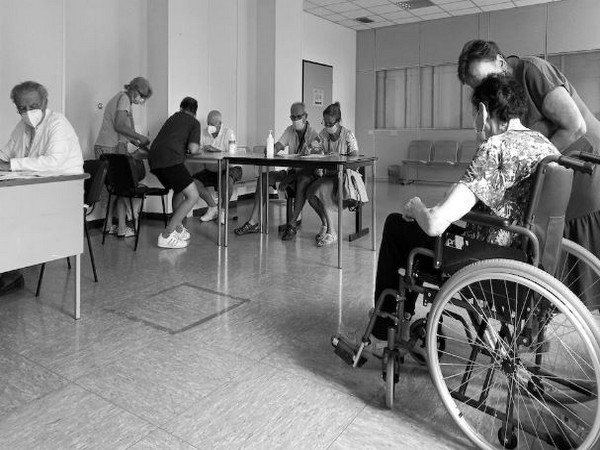 Afghanistan's healthcare system on verge of collapse amid aid cuts ...