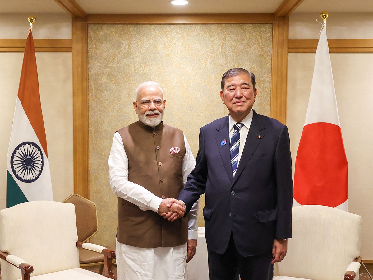 "Looking forward to discussions to strengthen Japan-India relations," says Japan's PM