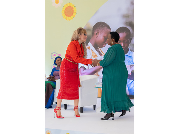 Merck Foundation CEO meets Zimbabwe First Lady & 13 First Ladies of ...