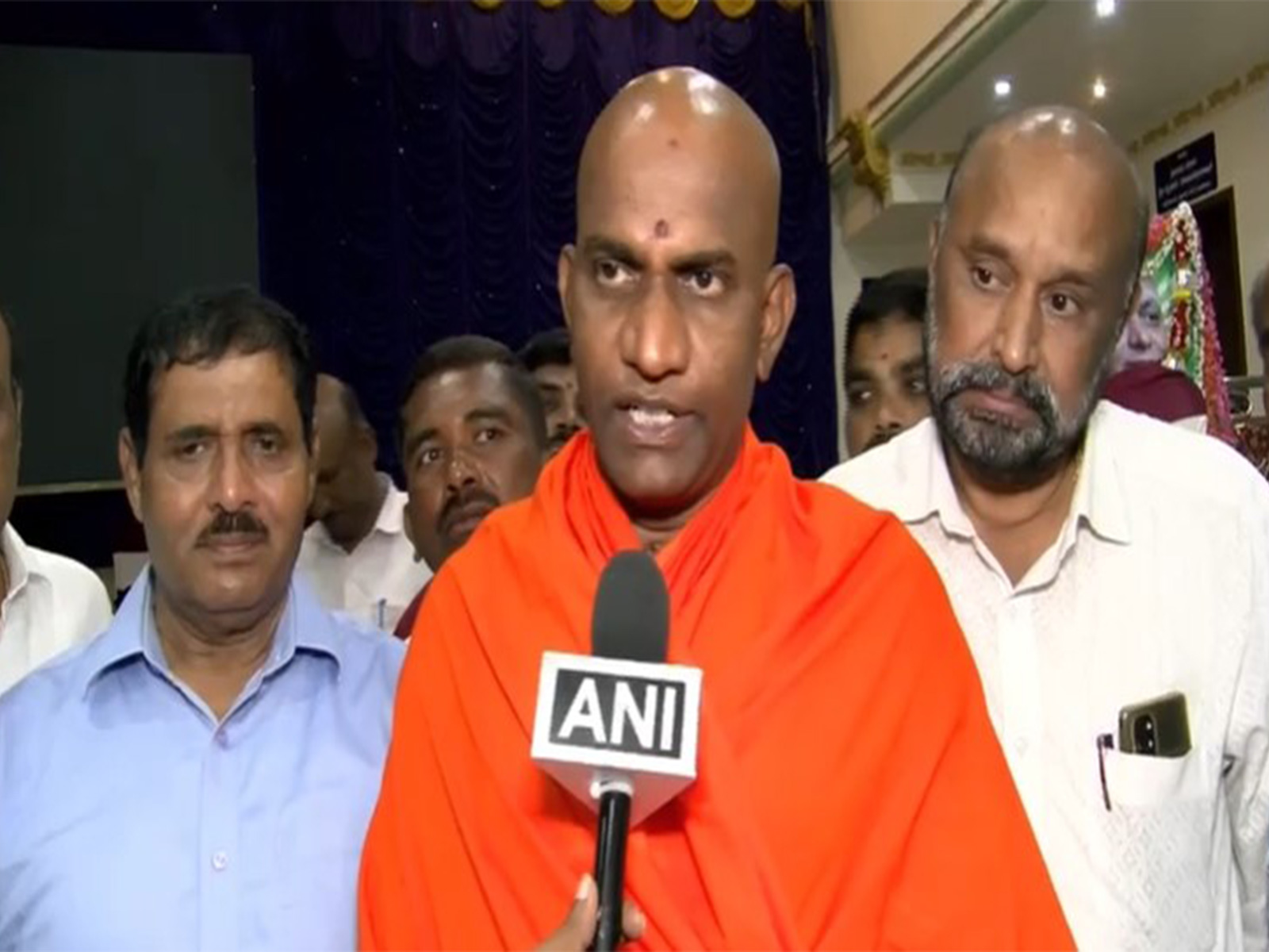 "Congress currently working to divide religion": Nischalananda Swami on ...