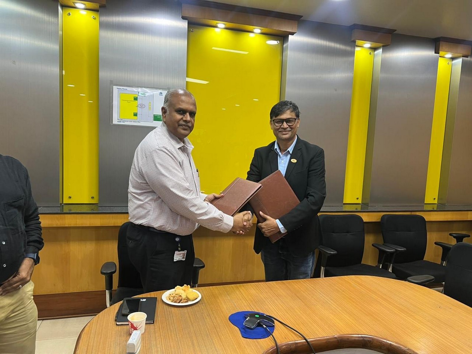 GAIL's CGD East Singhbhum GA and Tata Steel sign gas sales agreement