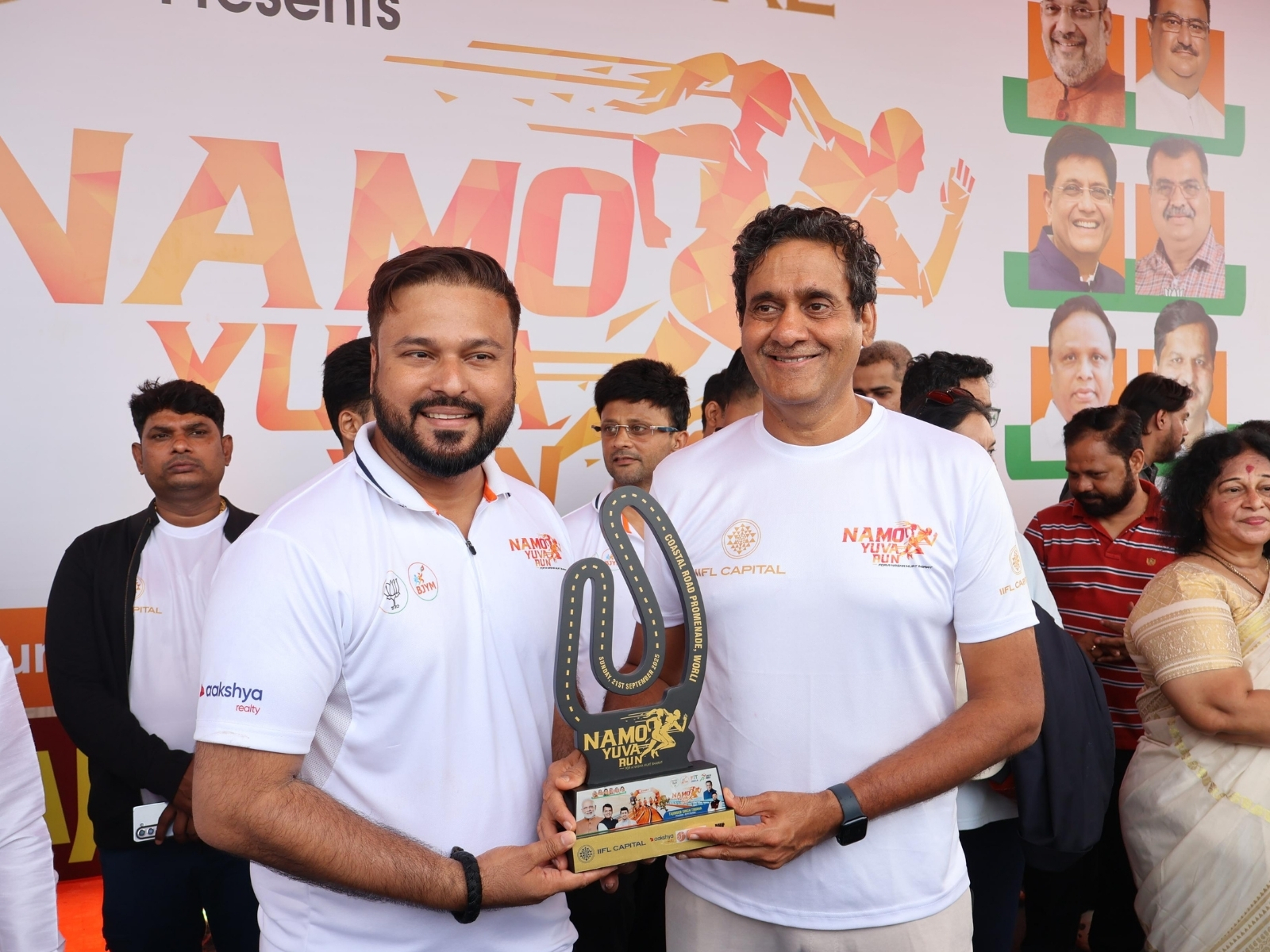 Tajinder Singh Tiwana Leads Historic NaMo Yuva Run on Mumbai's Coastal ...
