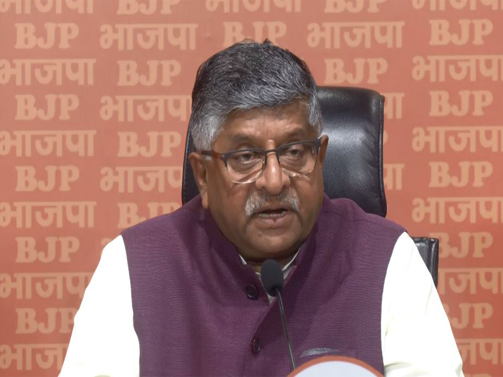 "Only for their political benefits": Ravi Shankar Prasad takes dig at Congress for holding CWC ...