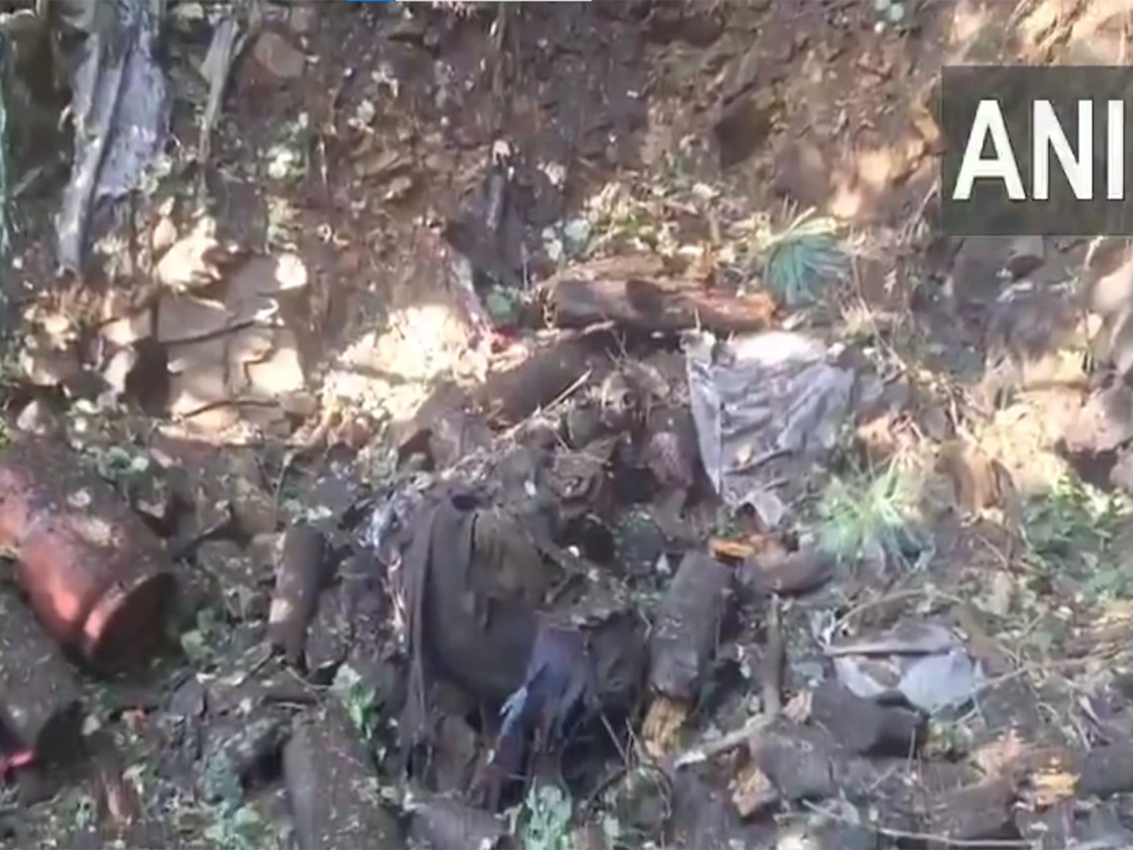 Indian Army busts terrorist hideout in South Kashmir's Kulgam; search ...