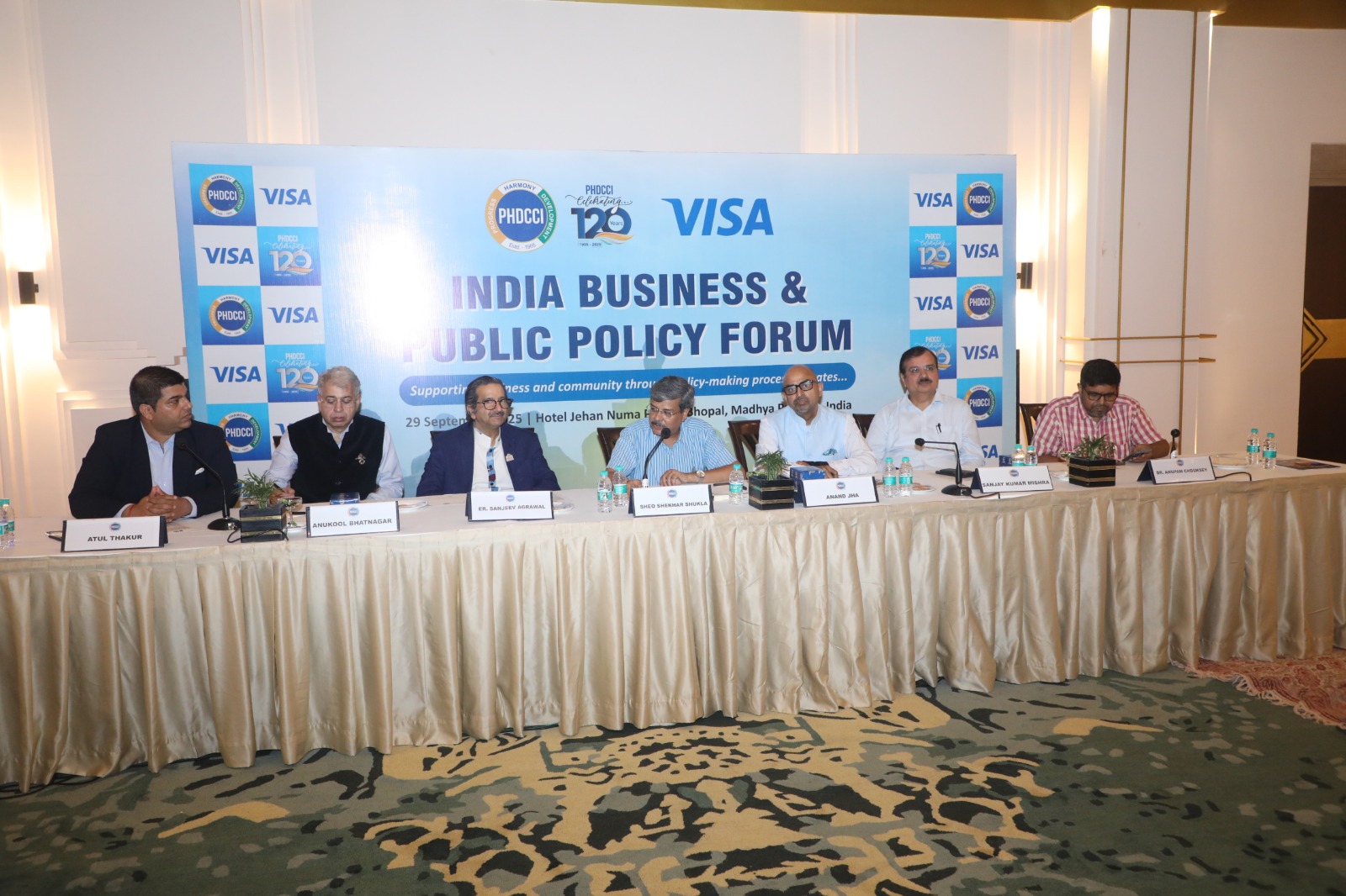 PHDCCI organises 1st edition of "India Business and Public Policy Forum" in Bhopal