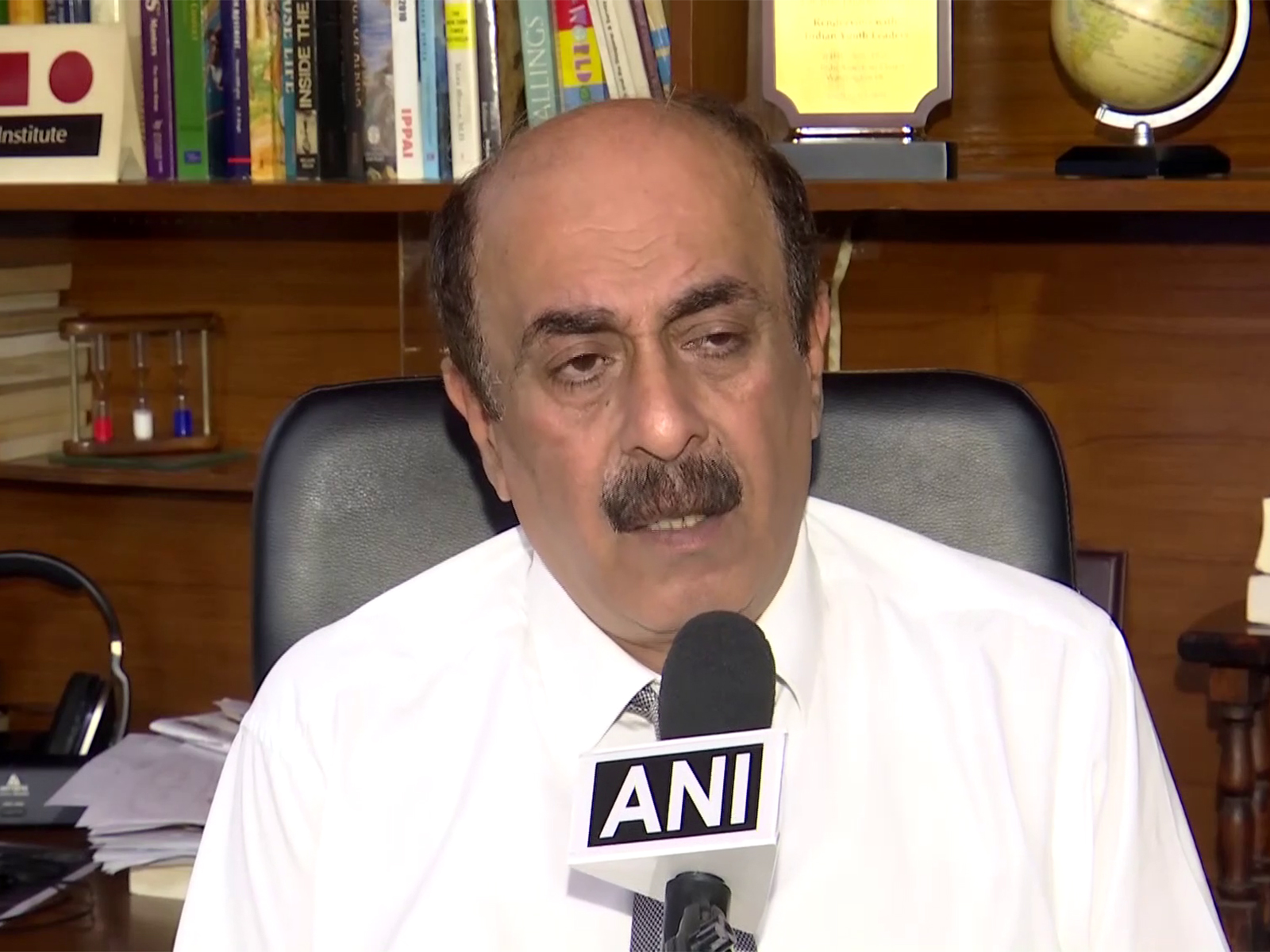 "India and Russia must do more to widen people-to-people relations ...