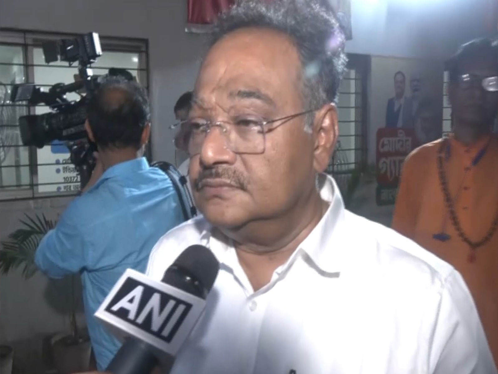"Learned nothing from Amphan": BJP's Shamik Bhattacharya slams WB CM Mamata Banerjee on ...