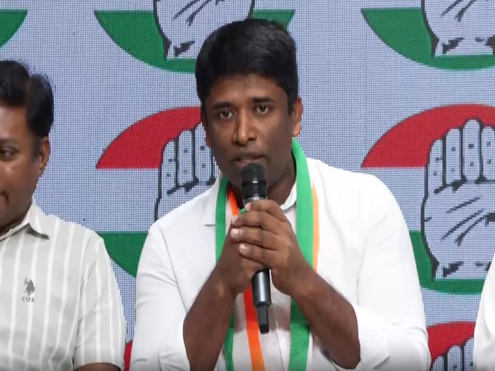 Ex-IAS officer Kannan Gopinathan, who resigned to protest against ...