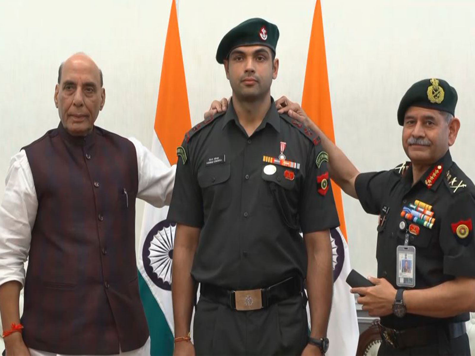 Rajnath Singh formally confers insignia of Honorary rank of Lieutenant ...