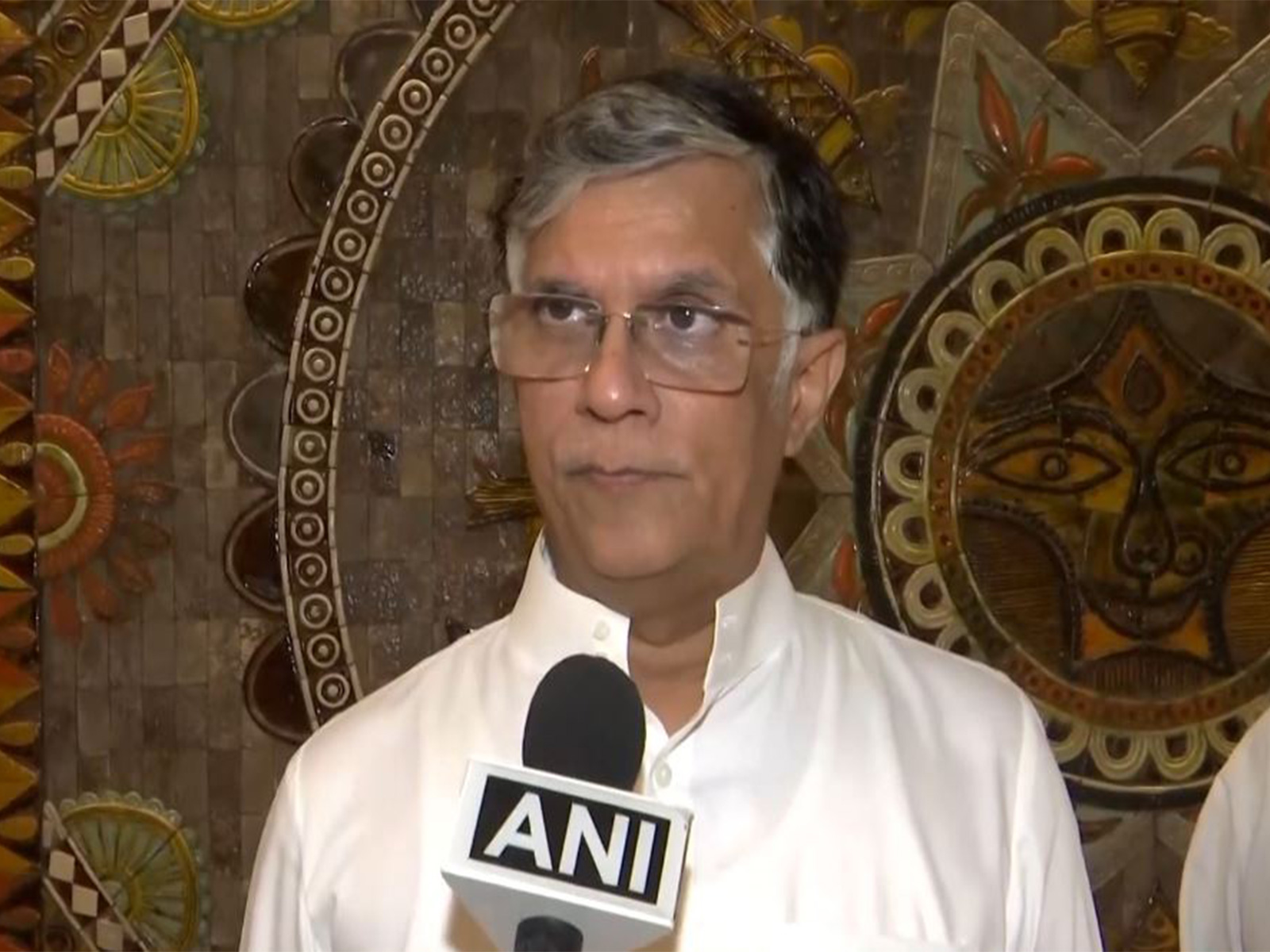 "Mahagathbandhan is going to form government in Bihar": Congress' Pawan Khera exudes confidence