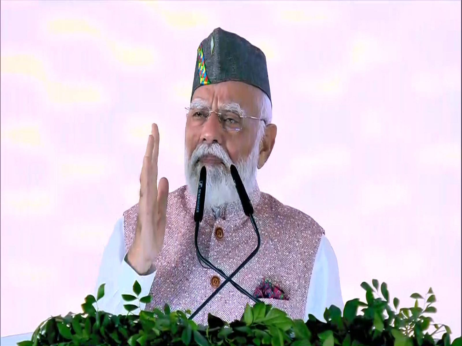 PM Modi says Uttarakhand to emerge as "Spiritual Capital of the World ...