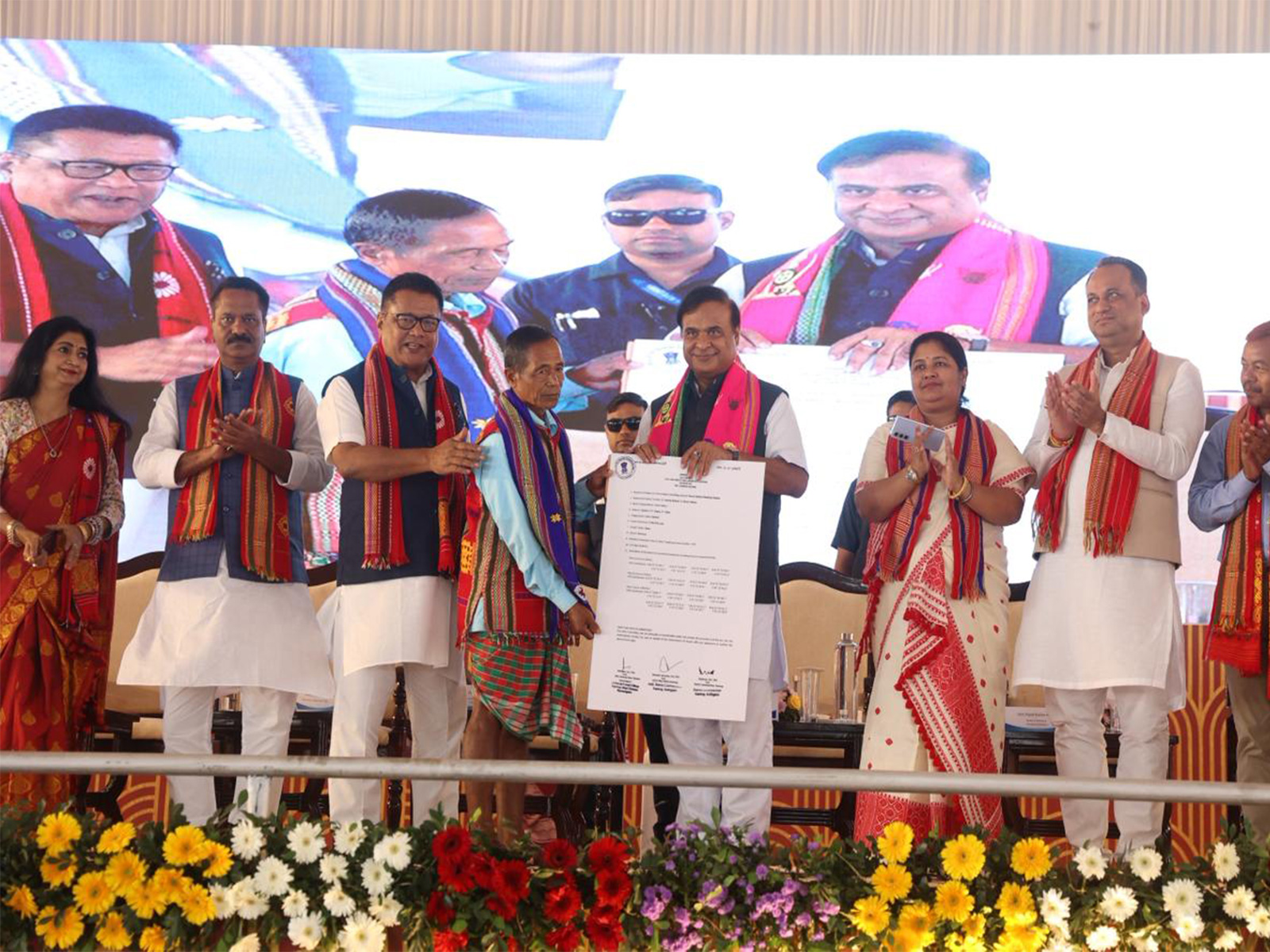 Assam CM Sarma hands over land title certificates to 4,673 Tribal ...