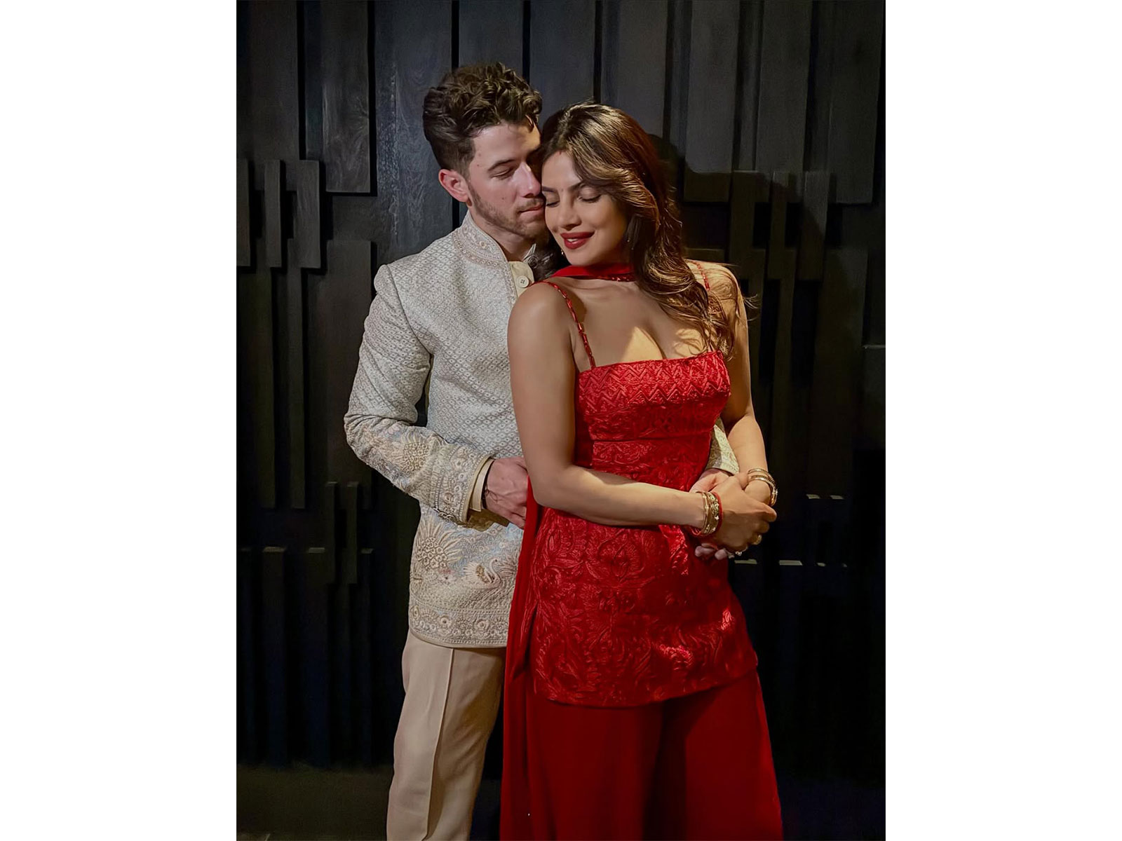 'Breathtaking!' Nick Jonas admires his 'Desi girl' Priyanka Chopra at Rajamouli's 'Varanasi' event