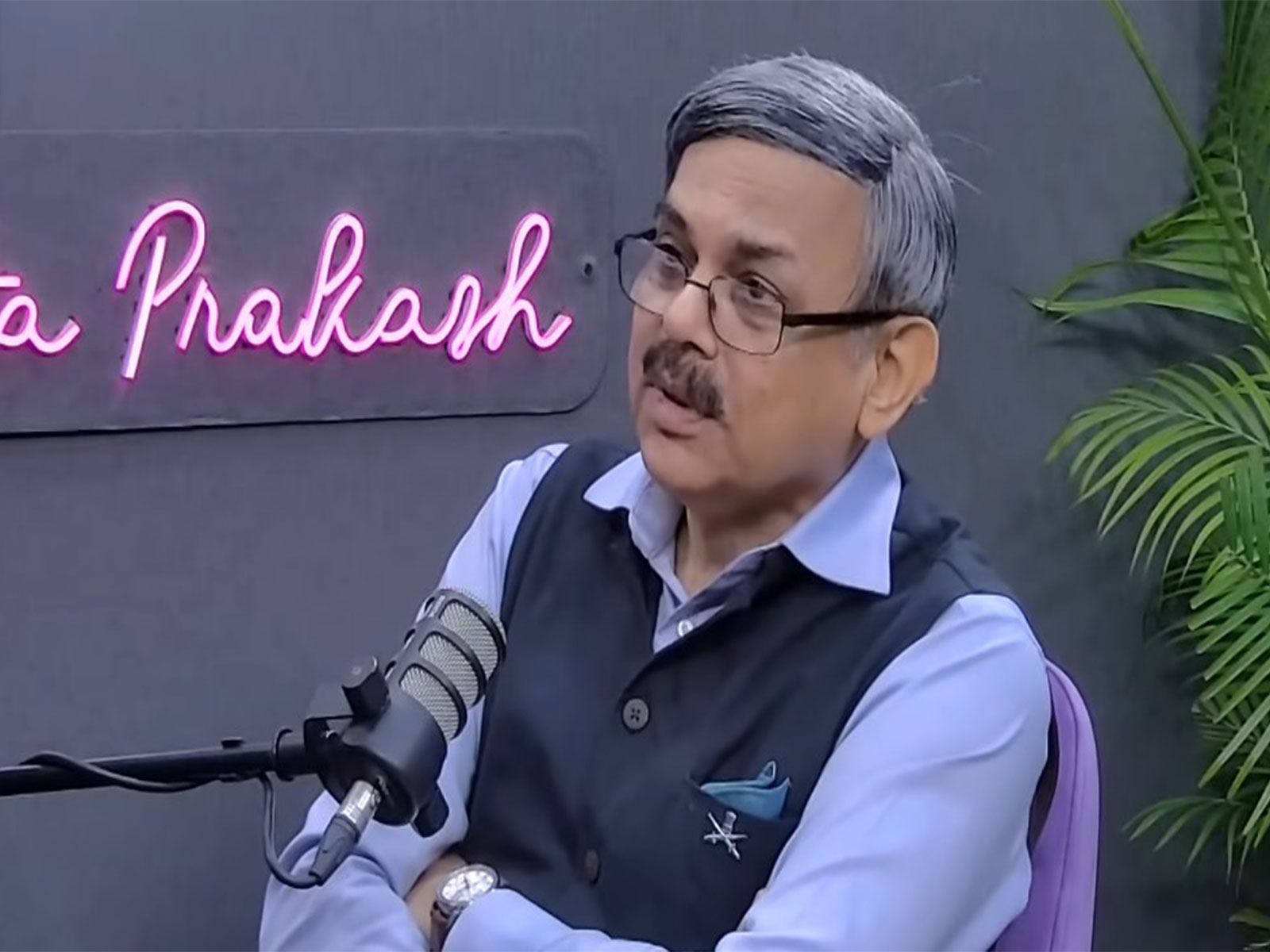 "Air pollution doesn't just damage lungs, it also increases risk of dementia," says Neurologist ...