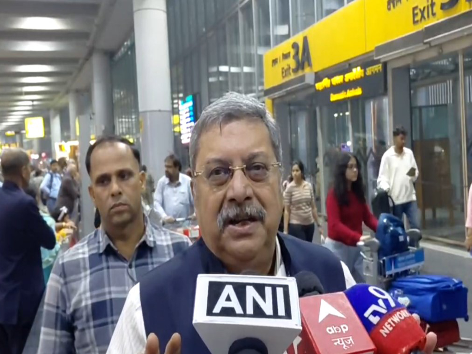 "BLOs under immense pressure, ECI destroying democracy": TMC MP Kalyan ...