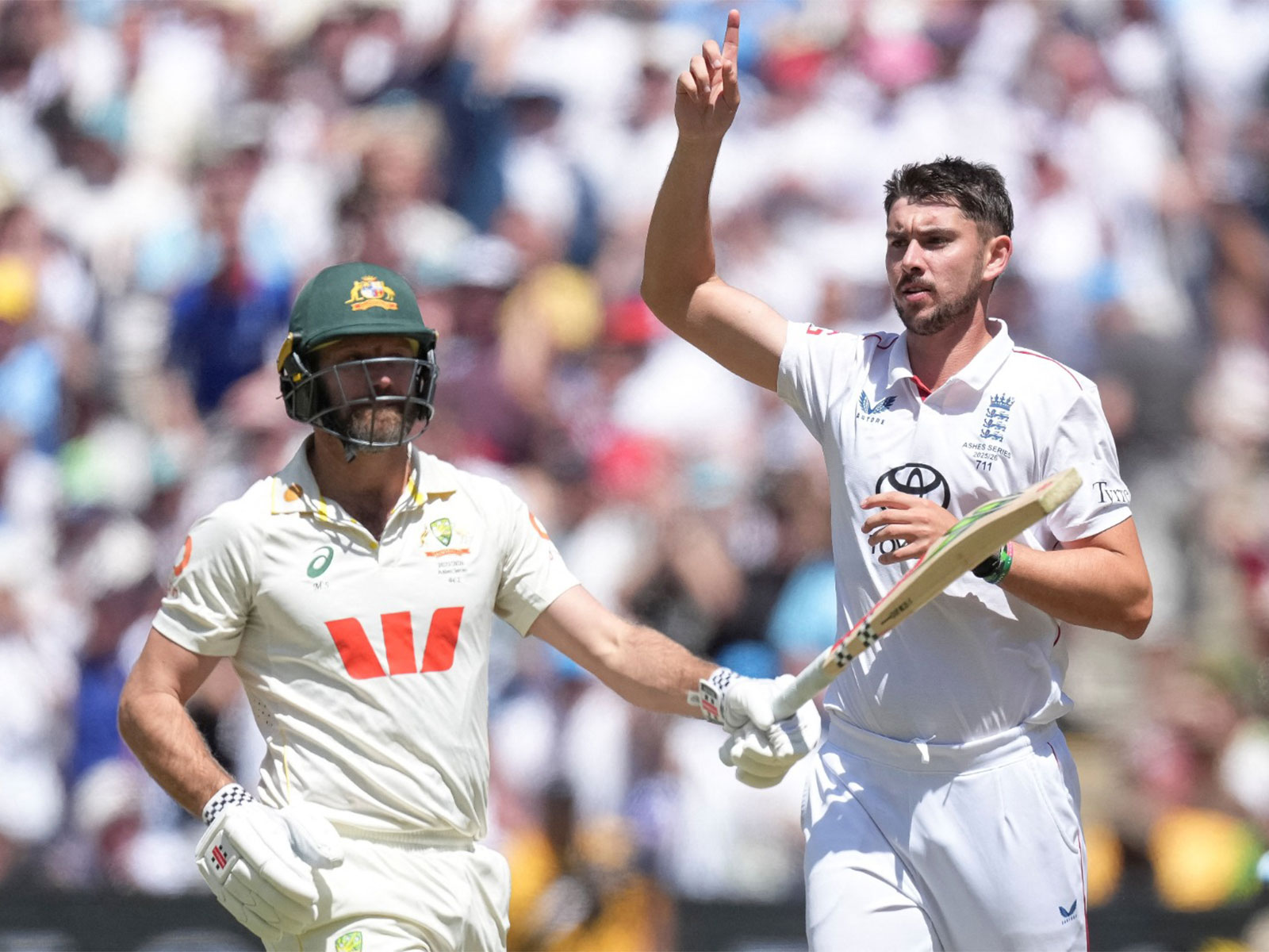 Ashes 4th Test: Tongue's fifer ends Australia's first innings for 152 ...