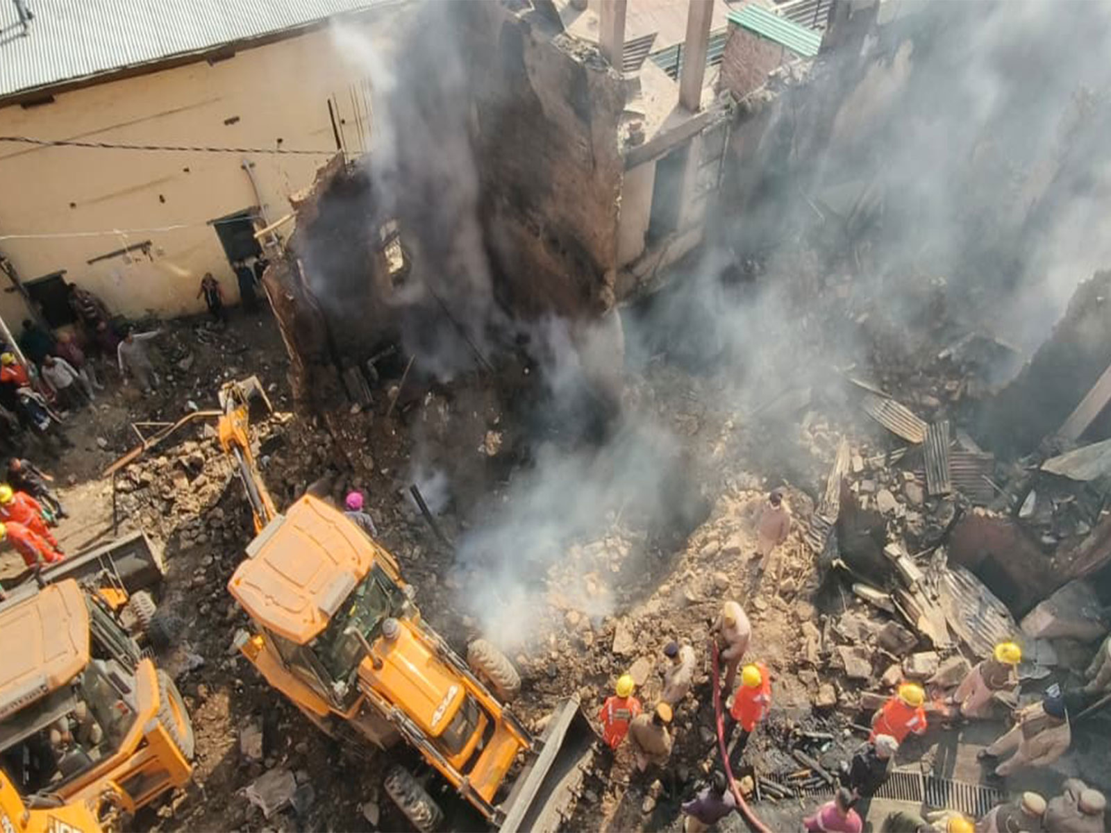 Salon fire tragedy: Human remains sent for DNA test, rescue operations ...