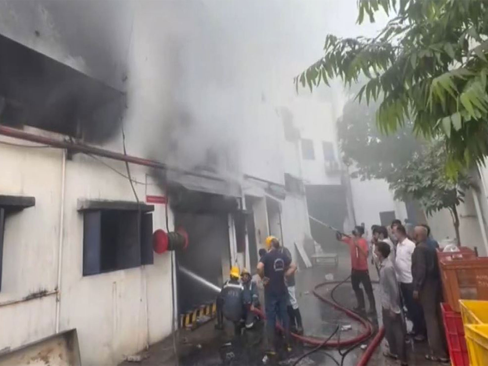 Gujarat: Blaze erupts at plastic pellet factory in Ahemdabad's Bapunagar