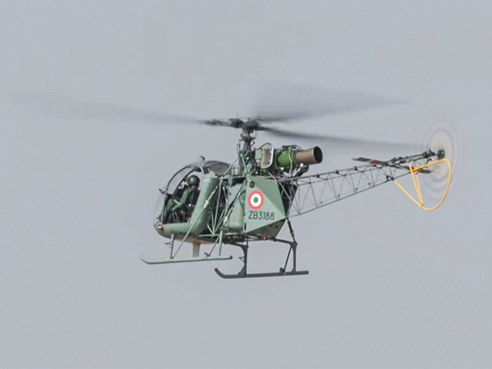 Major General among 3 injured in Army helicopter crash in Ladakh ...