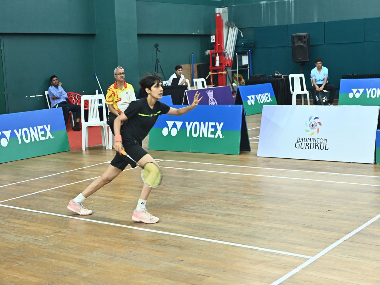 Maharashtra State U-19 Badminton Selection Tournament: Sharayu ...