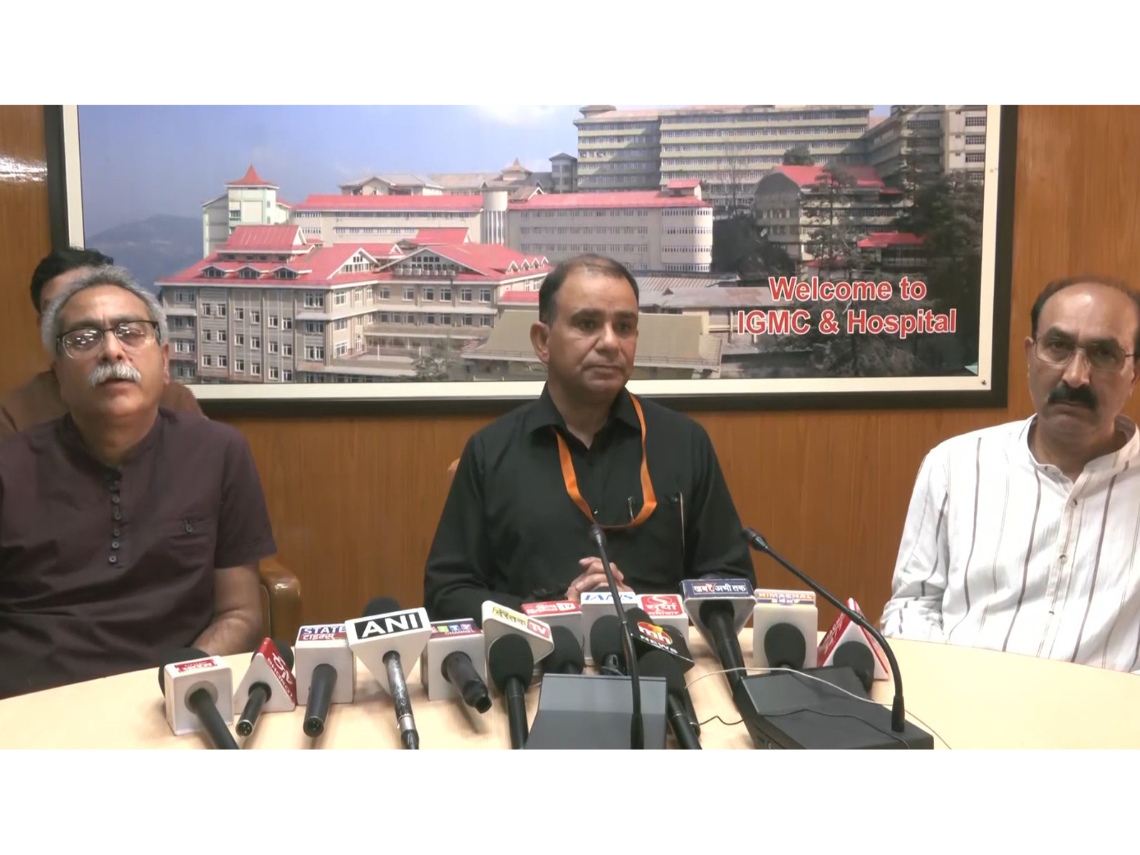 IGMC Shimla performs state's first robotic surgery for colon cancer at ...