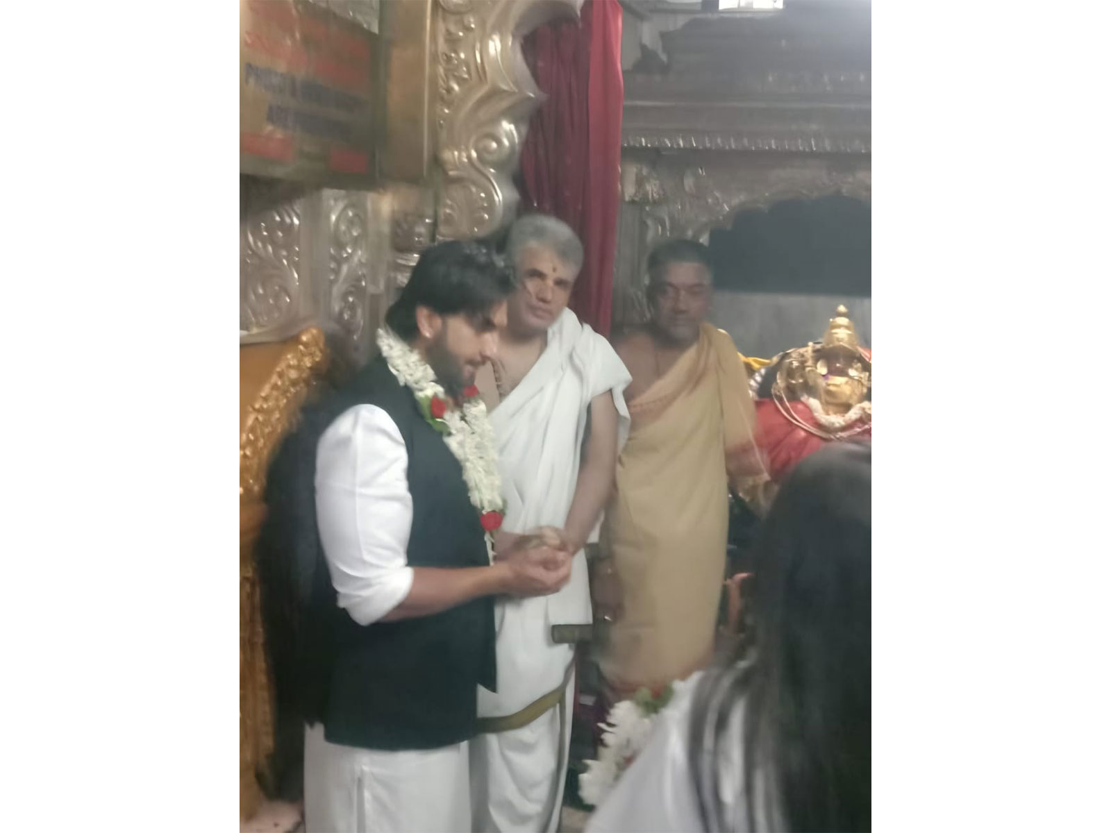 Ranveer Singh offers prayers at Chamundeshwari Temple in Mysuru