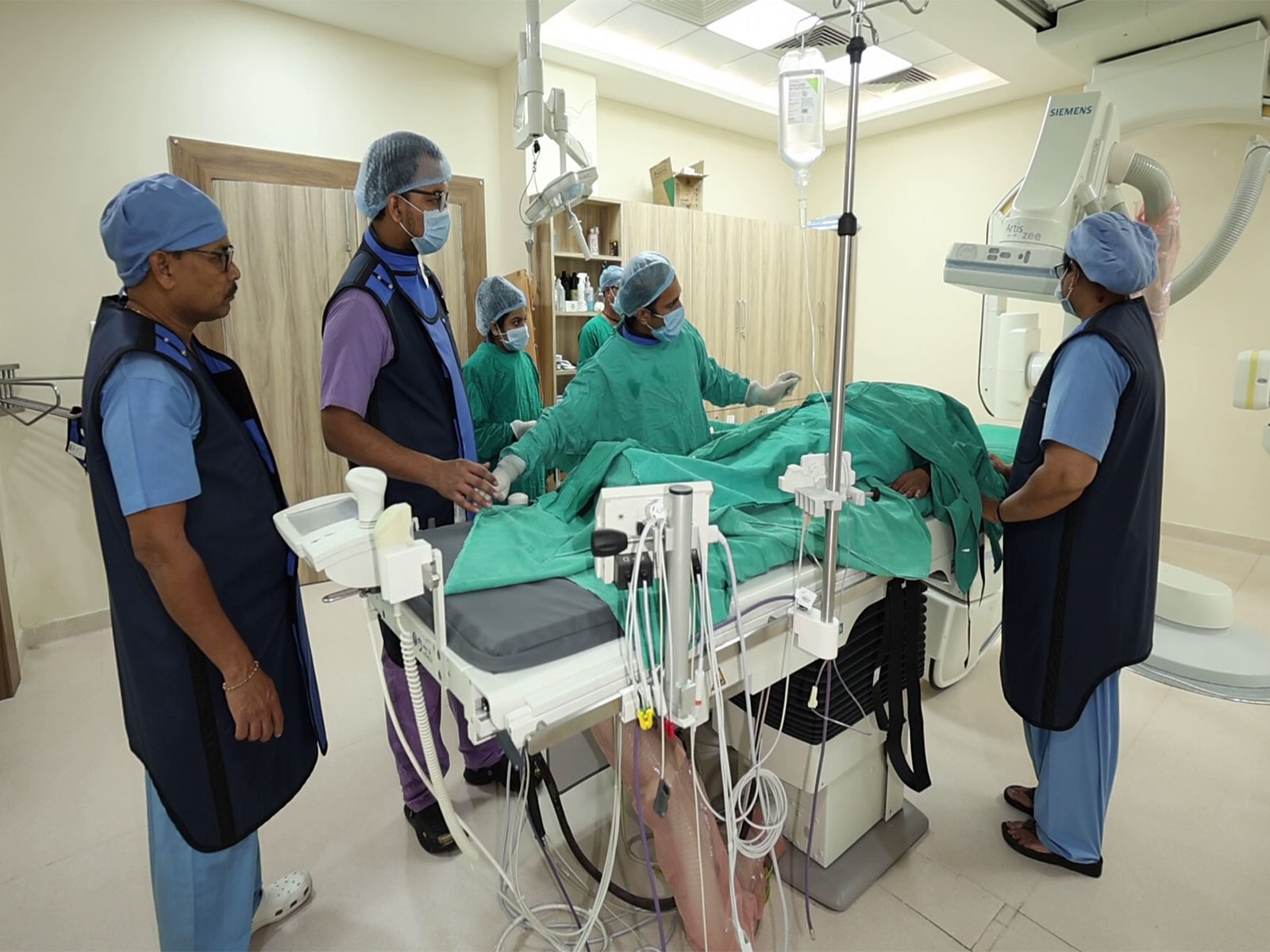Gujarat: Surat Civil Hospital launches Biplane Cath Lab, offers free ...