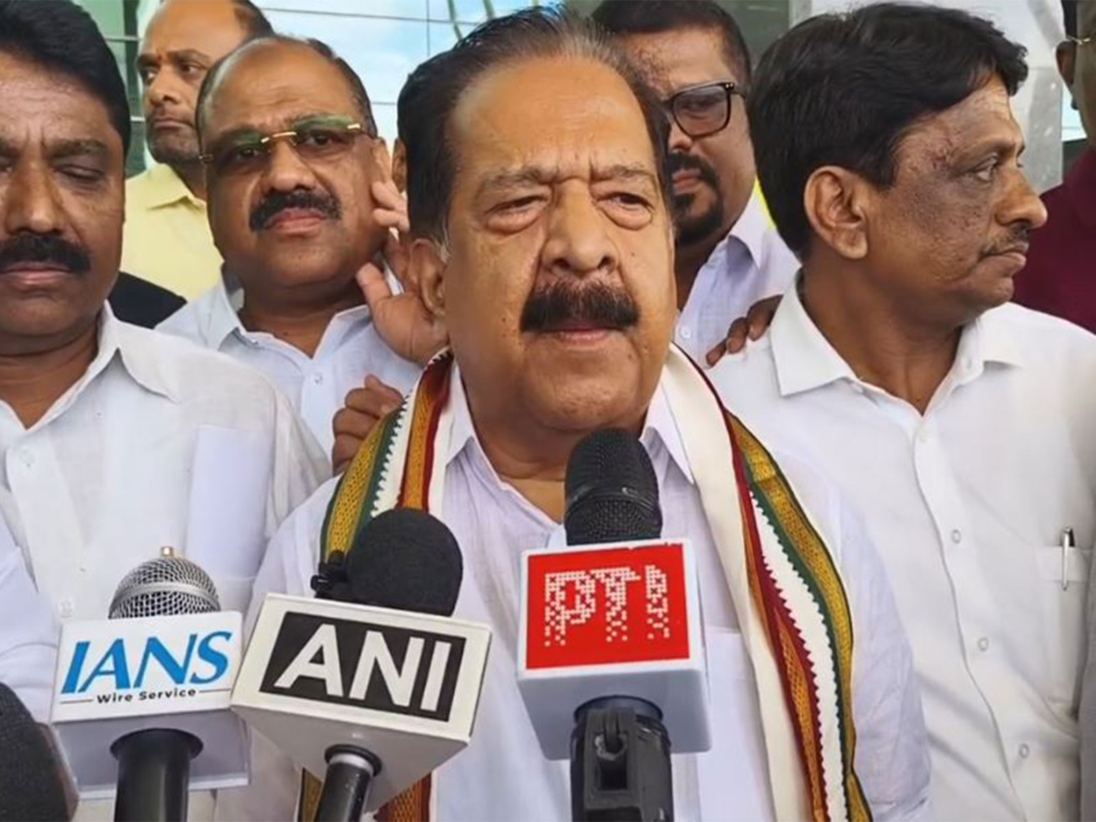 "He is a capable leader": Keralam Home Minister Ramesh Chennithala ...