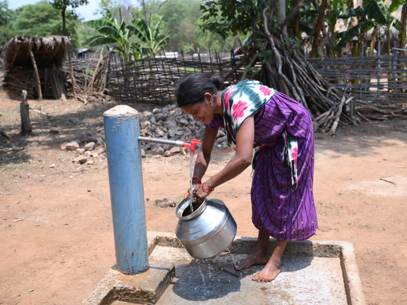 Last Chhattisgarh village Neelangur, once hit by naxalism, gets ...