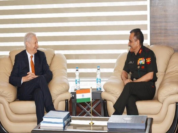 US envoy discusses defence cooperation with Eastern Army Commander